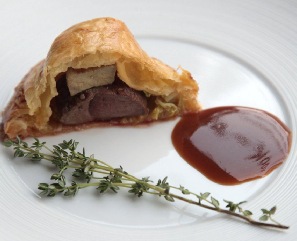 Duif met eendenlever in bladerdeeg - Una Más